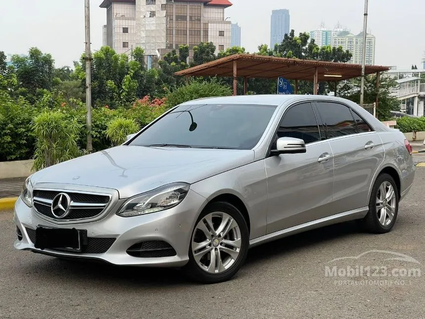 Jual Mobil Mercedes-Benz E200 2014 Classic 2.0 di DKI Jakarta Automatic ...