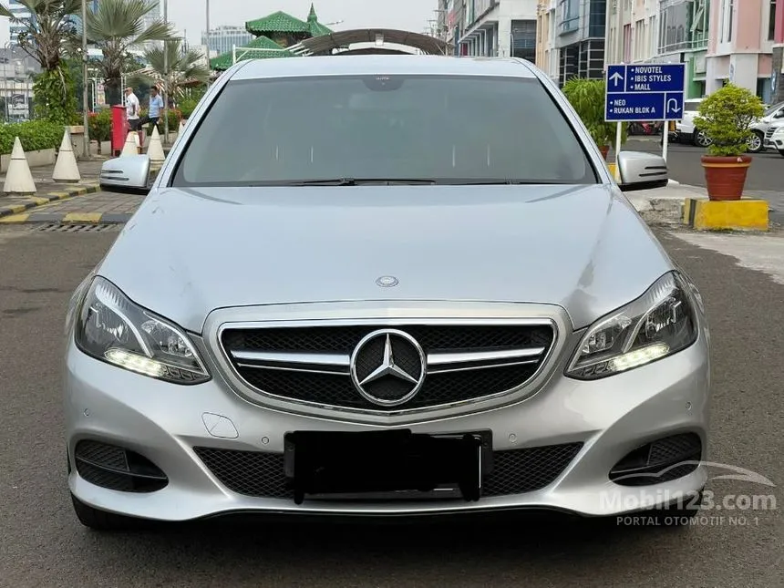 Jual Mobil Mercedes-Benz E200 2014 Classic 2.0 di DKI Jakarta Automatic ...