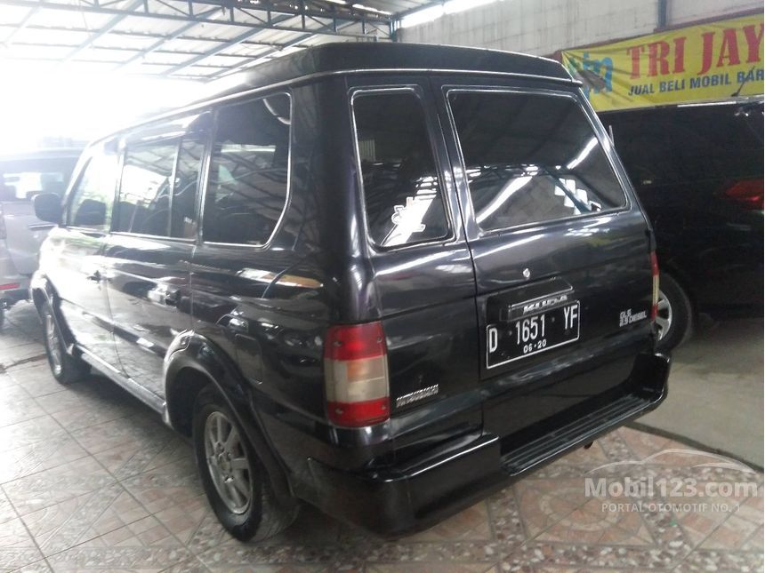 Jual Mobil Mitsubishi Kuda 2000 GLS 2.5 di Jawa Barat Manual MPV Hitam ...