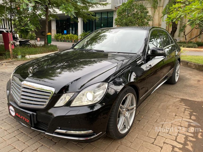 Jual Mobil Mercedes-Benz E300 2011 Elegance 3.0 di DKI Jakarta ...