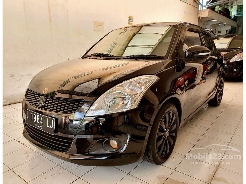 Jual Mobil Suzuki Swift 2015 GX 1.4 di Jawa Timur Manual Hatchback ...