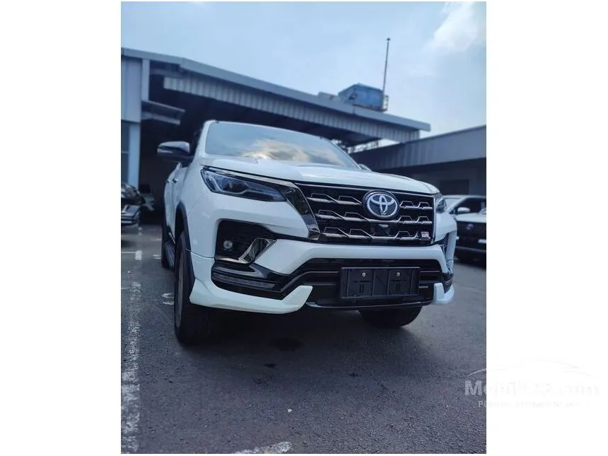 Jual Mobil Toyota Fortuner 2023 GR Sport 2.8 di Jawa Barat Automatic ...