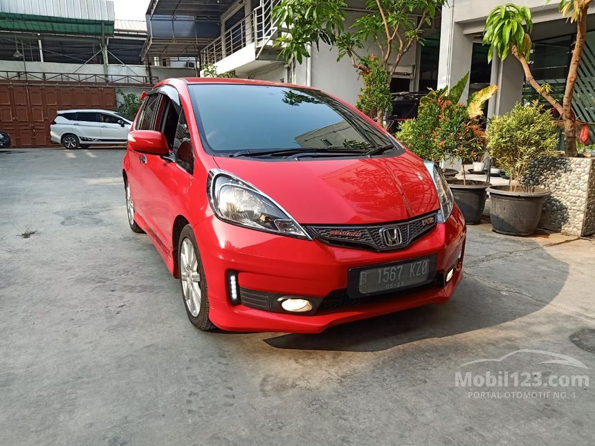 Jual Mobil Honda Jazz 2014 RS 1.5 di Jawa Barat Automatic Hatchback ...