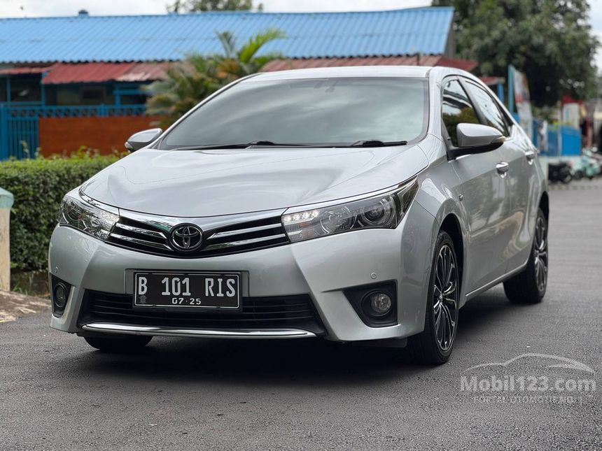 Jual Mobil Toyota Corolla Altis 2015 V 1.8 di DKI Jakarta Automatic Sedan Putih Rp 165.000.000 ...