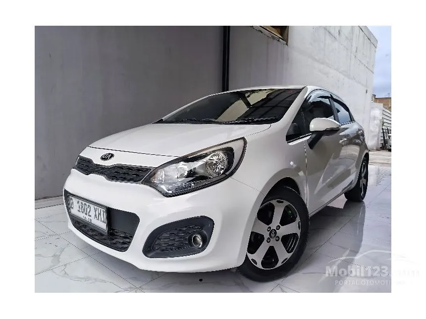 Jual Mobil KIA Rio 2013 1.4 di Jawa Barat Manual Hatchback Putih Rp 100 ...