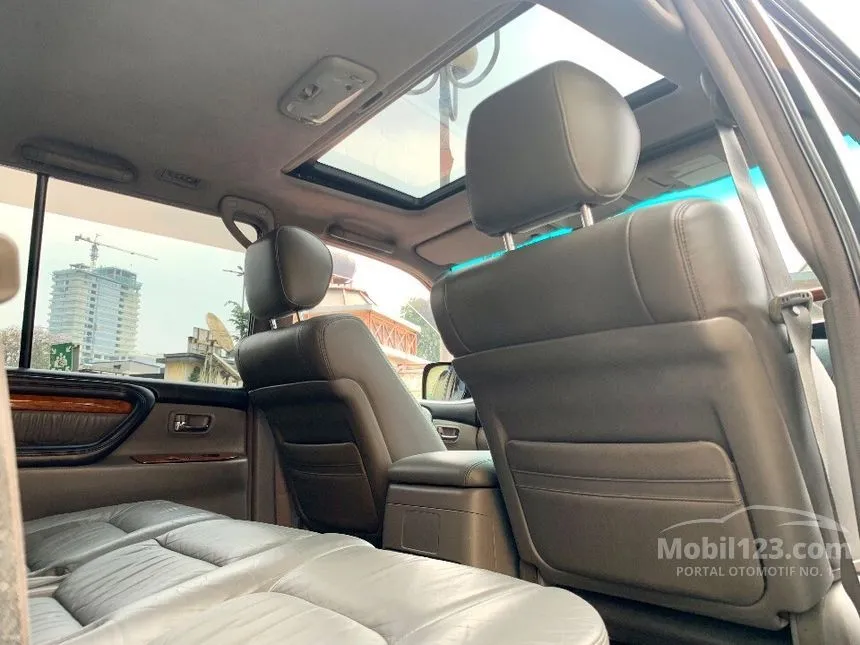 Jual Mobil Toyota Land Cruiser Cygnus 2005 V8 4.7 di DKI Jakarta ...