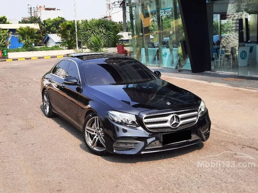 Jual Mobil Mercedes-Benz E350 2019 AMG 2.0 di DKI Jakarta Automatic Sedan Hitam Rp 803.000.000 ...