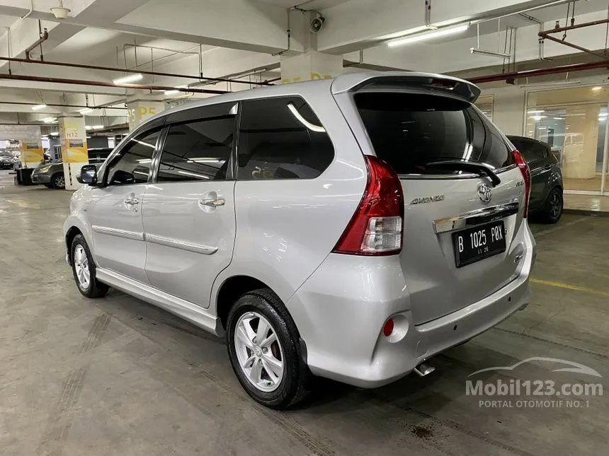 Jual Mobil Toyota Avanza 2012 Veloz 1.5 di DKI Jakarta Automatic MPV ...