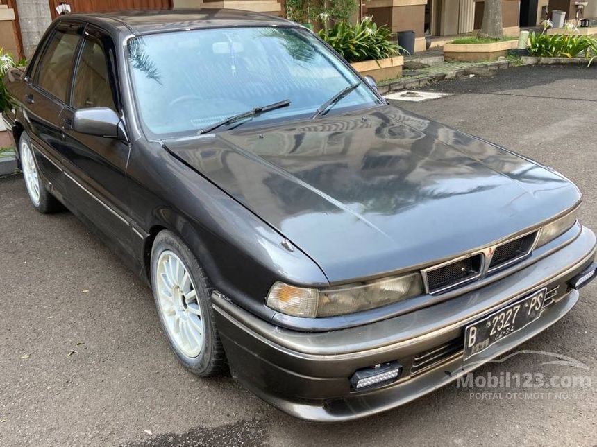 Jual Mobil Mitsubishi Eterna 1991 2.0 di Jawa Barat Manual Sedan Abu ...