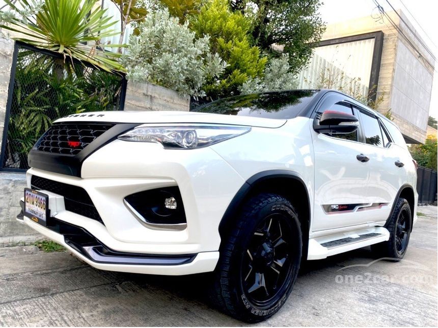 Toyota Fortuner 2017 TRD Sportivo 2.8 in กรุงเทพและปริมณฑล Automatic SUV สีขาว for 1,159,000 ...
