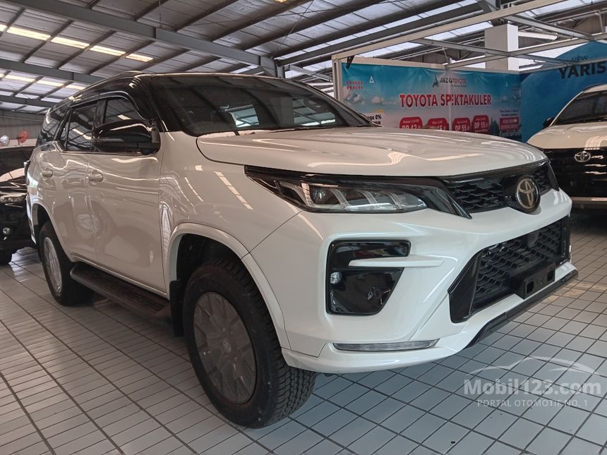 Jual Mobil Toyota Fortuner 2024 GR Sport 4X4 (2 Tone) 2.8 di Banten ...