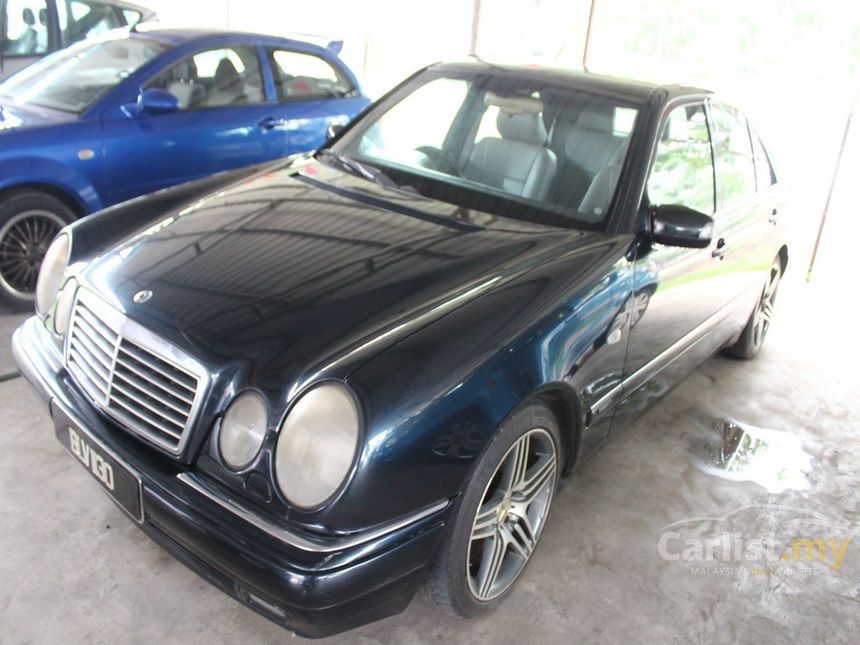 Mercedes-Benz E280 1996 Classic 2.8 in Pahang Automatic Sedan Black for ...
