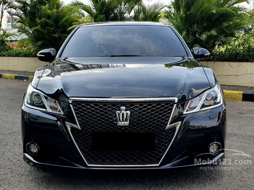 Jual Mobil Toyota Crown 2014 G Royal Saloon 2.5 di DKI Jakarta ...
