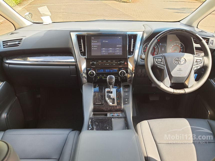 Jual Mobil Toyota Alphard 2020 SC 2.5 di DKI Jakarta Automatic Van ...