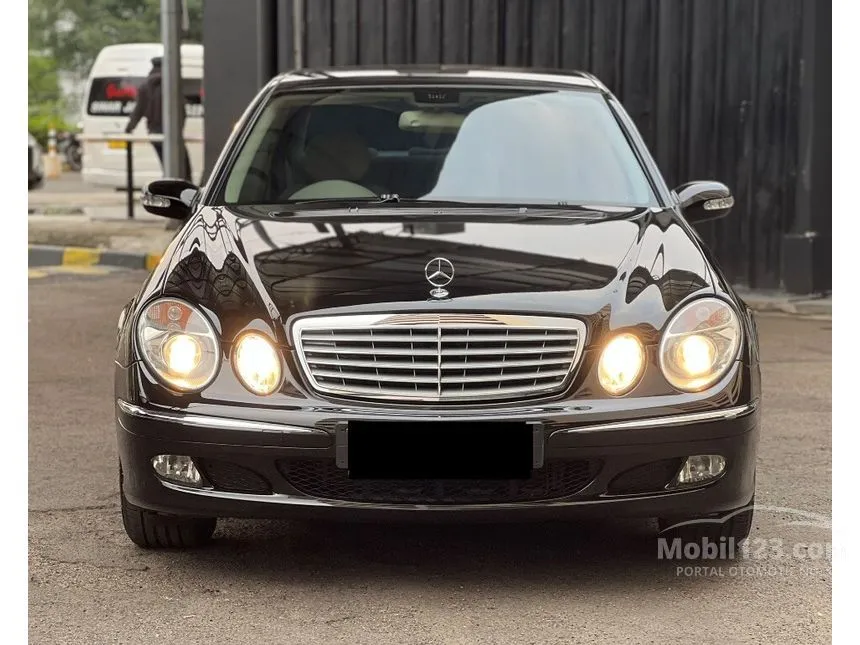 Jual Mobil Mercedes-Benz E260 2005 E260 2.6 di DKI Jakarta Automatic Sedan Hitam Rp 190.000.000 ...