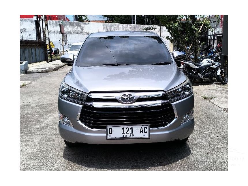 Jual Mobil Toyota Kijang Innova 2019 V 2.4 di Jawa Barat Automatic MPV ...