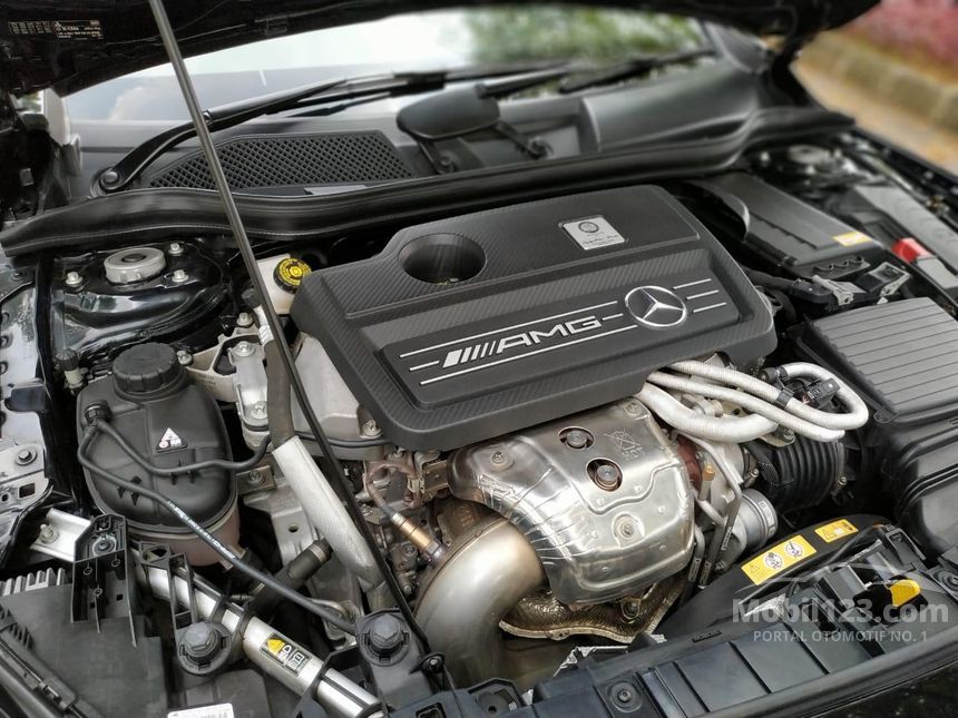 Jual Mobil Mercedes-Benz GLA45 AMG 2015 2.0 di Banten Automatic SUV ...
