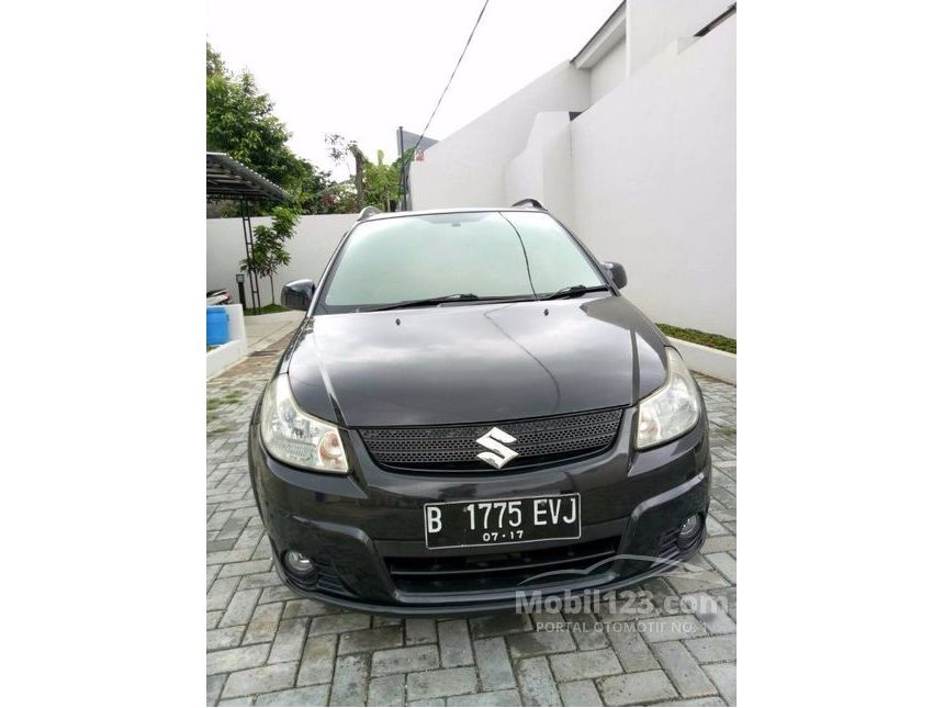 Jual Mobil Suzuki SX4 2008 Cross Over 1.5 di Jawa Barat Automatic ...