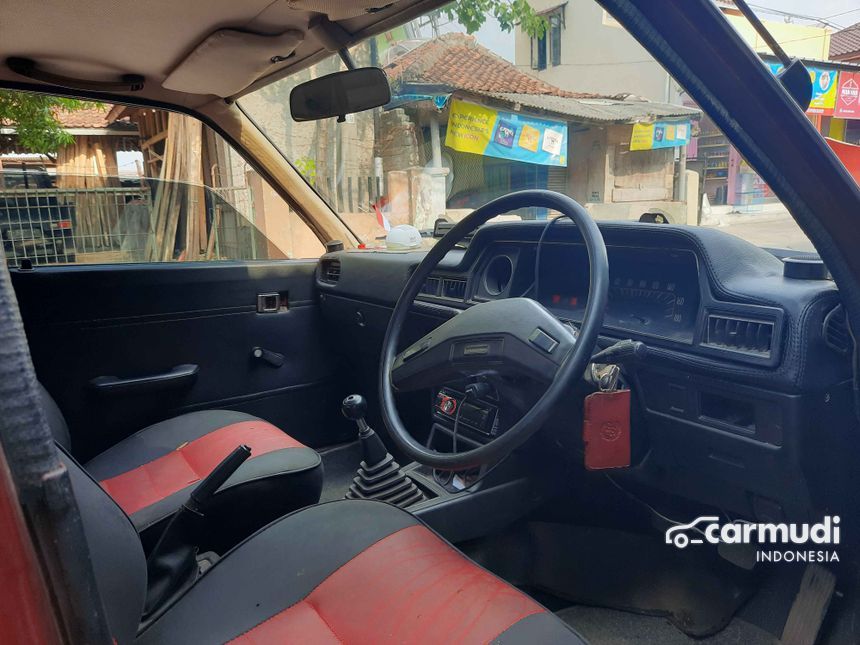 Jual Mobil Toyota Corona 1979 2.0 di Jawa Barat Manual Sedan Merah Rp ...