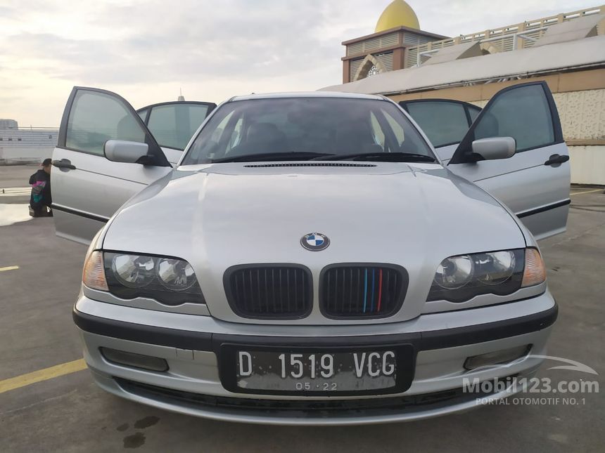 Jual Mobil BMW 318i 2002 E46 2.0 di DKI Jakarta Automatic Sedan Silver Rp 88.000.000 - 6909352 ...