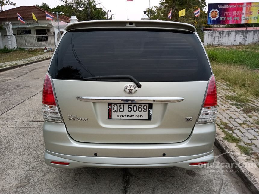 Toyota Innova 2010 V 2.0 in กรุงเทพและปริมณฑล Automatic Wagon สีเงิน ...