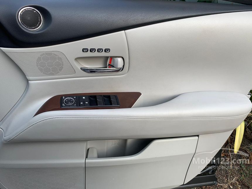 Jual Mobil Lexus RX350 2010 AL10 3.5 di DKI Jakarta Automatic SUV Abu ...