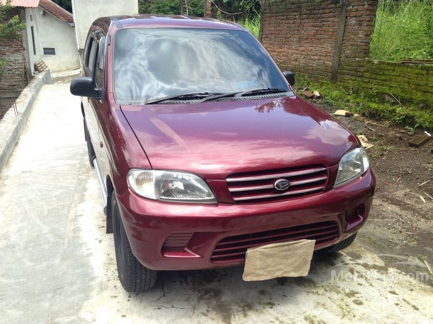 Jual Mobil Daihatsu Taruna 2002 CX 1.5 di Jawa Tengah Manual SUV Merah ...