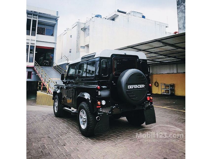 Jual Mobil Land Rover Defender 2014 110 2.2 di Jawa Barat Manual SUV ...