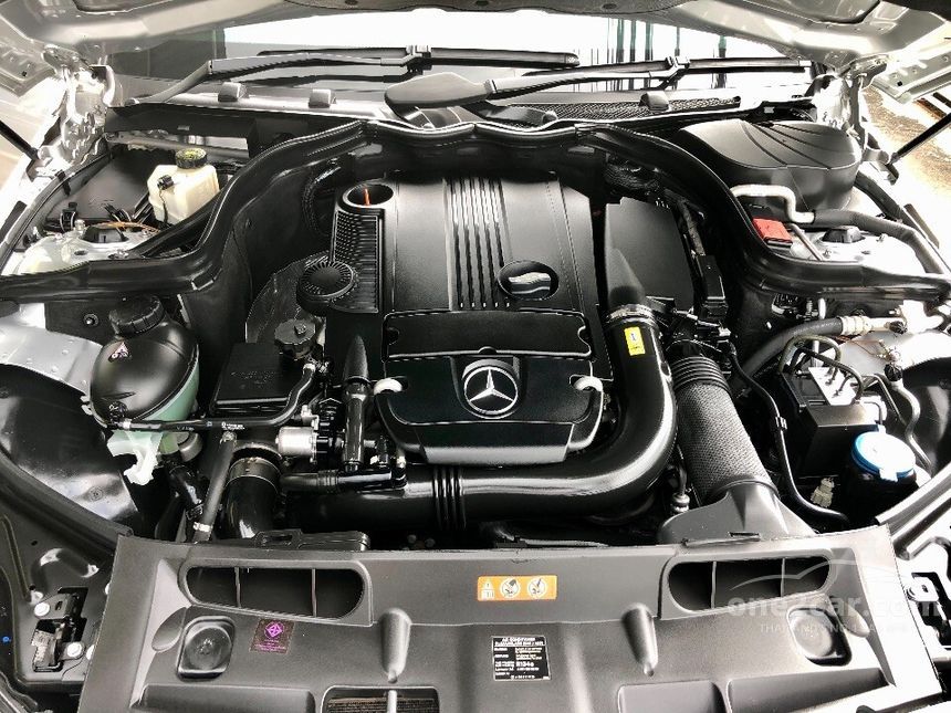 Mercedes-Benz C200 2012 1.8 in กรุงเทพและปริมณฑล Automatic Sedan สีเงิน ...