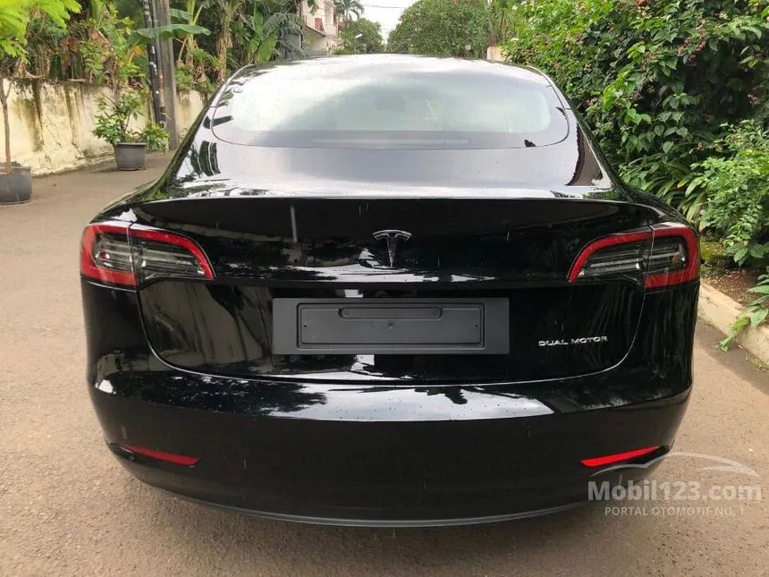 Jual Mobil Tesla Model 3 2022 Long Range di DKI Jakarta Automatic Sedan ...