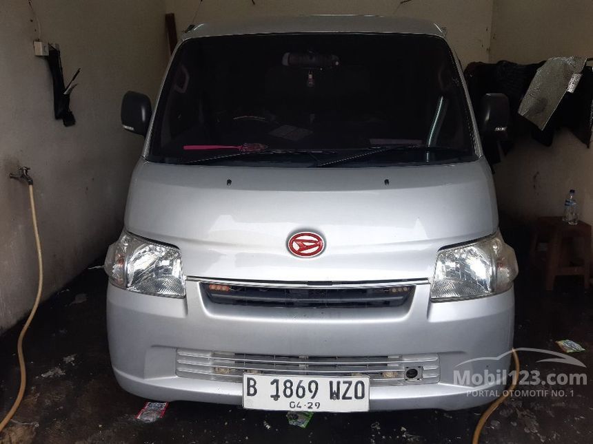 Jual Mobil Daihatsu Gran Max 2019 Mini Bus D 1.3 di Banten Manual Van Silver Rp 95.000.000 ...