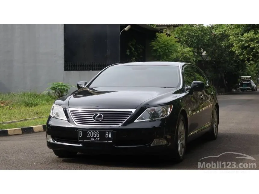 Jual Mobil Lexus LS460L 2007 4.6 di Banten Automatic Sedan Hitam Rp 300 ...