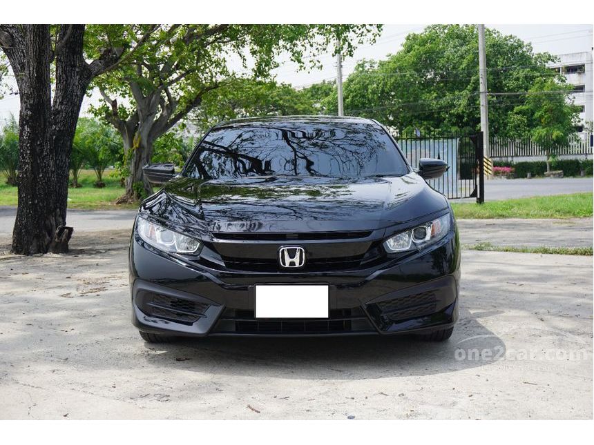 Honda Civic 2016 FC (ปี 16-20) E i-VTEC 1.8 เกียร์อัตโนมัติ สีดำ ...