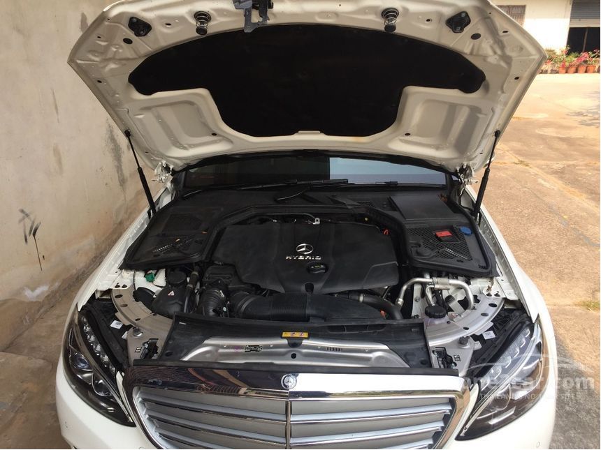 2016 Mercedes-Benz C300 2.1 W205 (ปี 14-19) Blue TEC HYBRID Exclusive ...