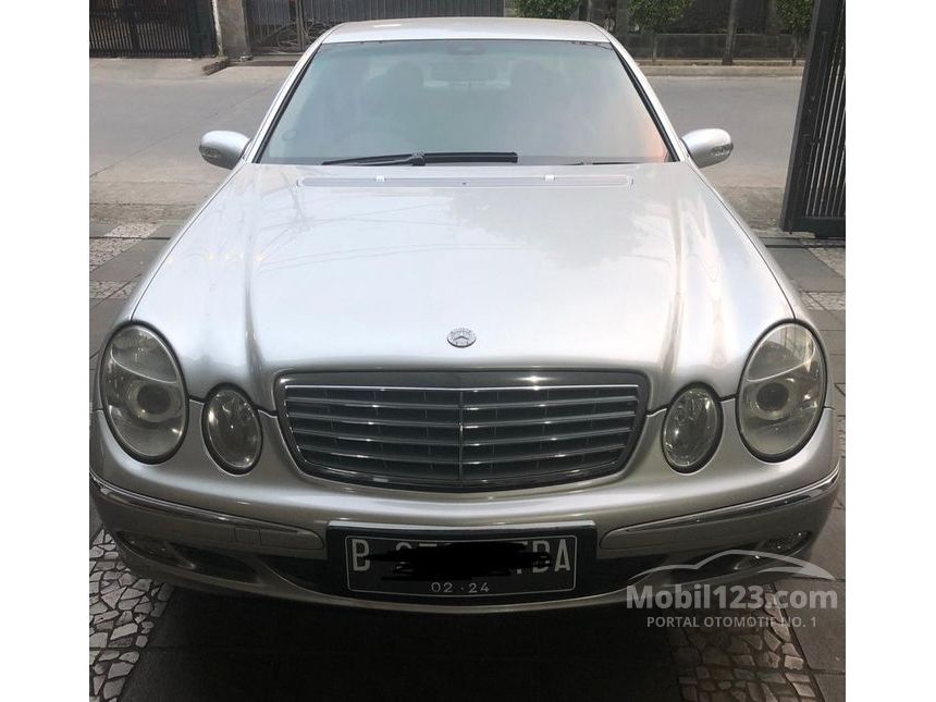 Jual Mobil Mercedes-Benz E260 2004 E260 2.6 di Jawa Barat Automatic Sedan Silver Rp 145.000.000 ...