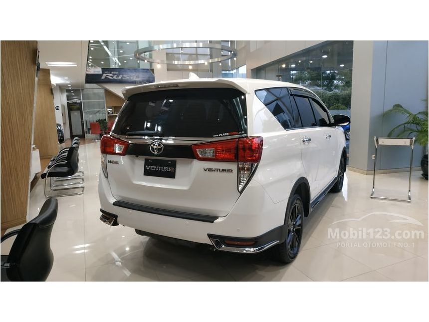 Jual Mobil Toyota Innova Venturer 2018 N140 2.4 di DKI Jakarta ...