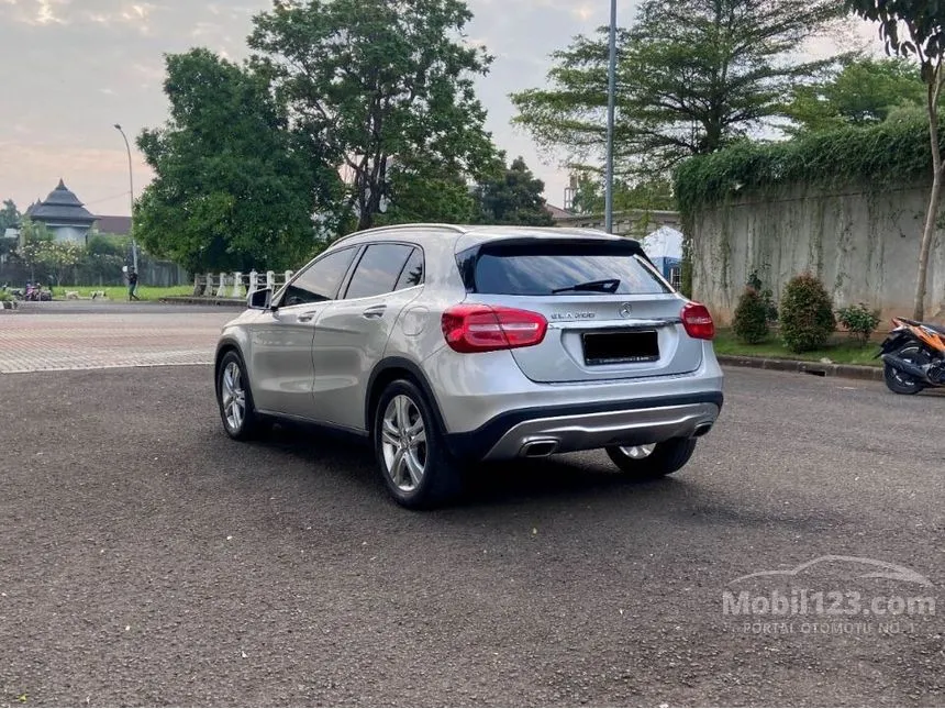 Jual Mobil Mercedes-Benz GLA200 2014 Urban 1.6 di Jawa Barat Automatic ...
