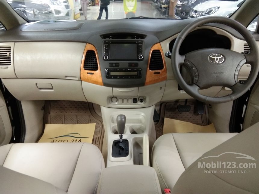 Jual Mobil Toyota Kijang Innova 2010 V 2.0 di DKI Jakarta Automatic MPV ...