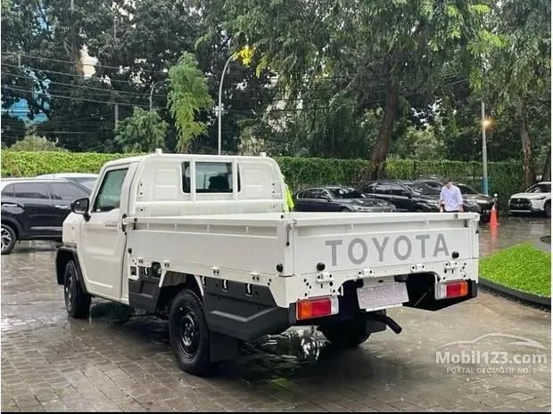 Jual Toyota Hilux Rangga Single Cab Pick-up Bekas di Indonesia Harga ...
