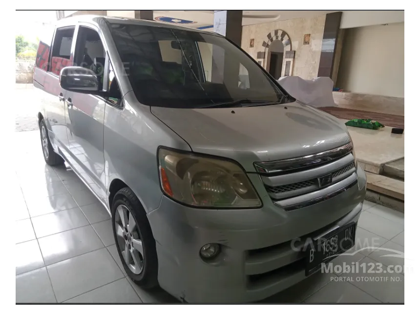 Jual Mobil Toyota Noah 2005 2.0 di Jawa Barat Automatic MPV Minivans ...