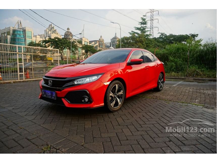 Jual Mobil Honda Civic 2018 E 1.5 di Jawa Timur Automatic Hatchback ...