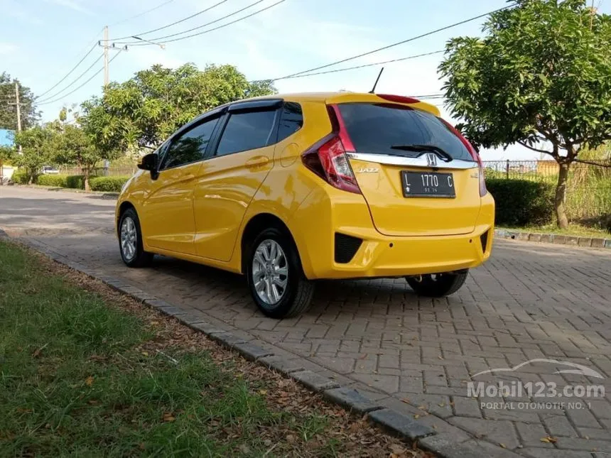 Jual Mobil Honda Jazz 2020 S 1.5 di Jawa Timur Automatic Hatchback ...