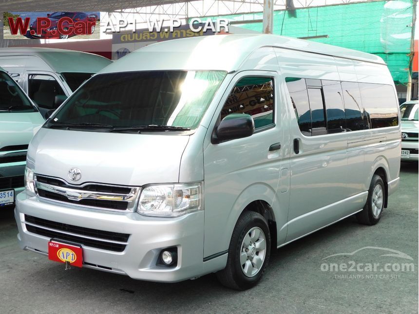 Toyota Hiace 2014 D4D 2.5 in กรุงเทพและปริมณฑล Manual Van สีเงิน for ...