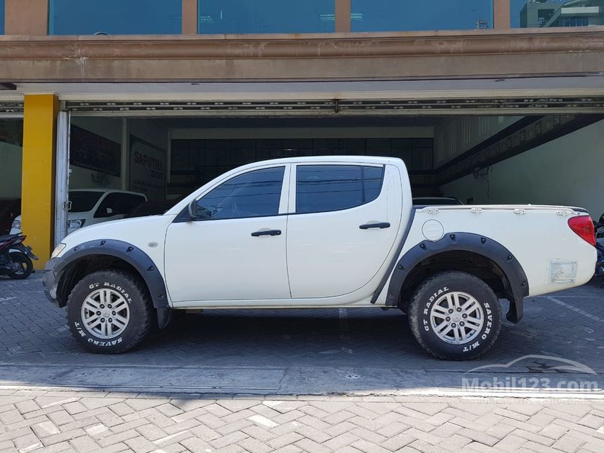 Jual Mobil Mitsubishi Strada Triton 2012 GLX 2.8 di Jawa Timur Manual ...