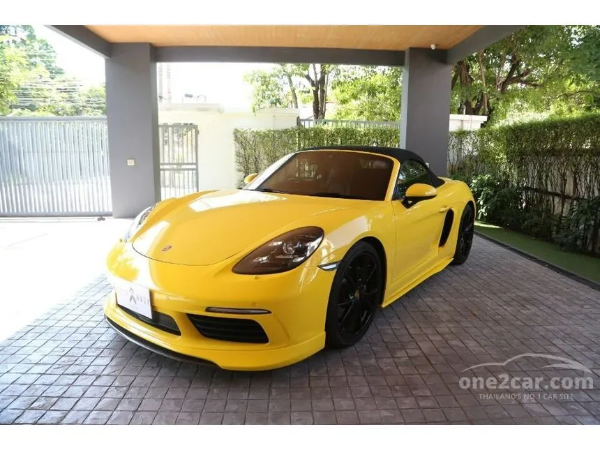 2017 Porsche 718 2.0 718 Boxster Convertible for sale on One2car