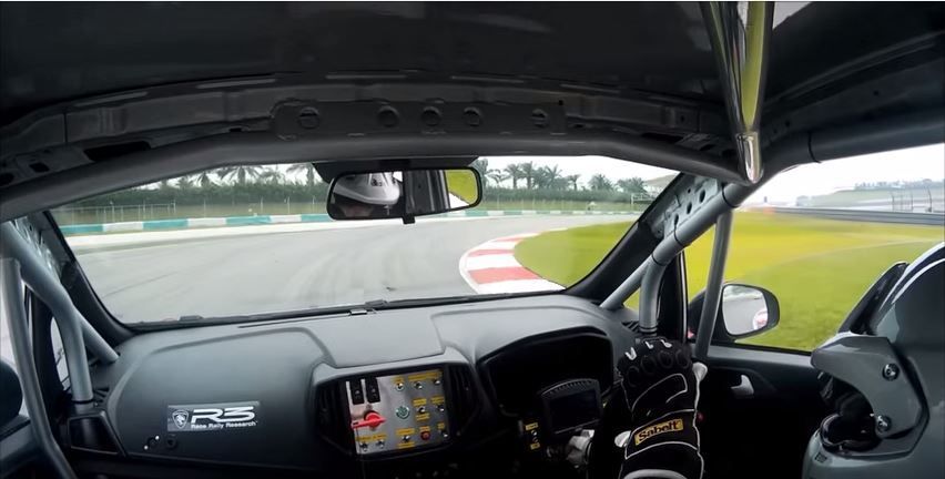 VIDEO: Proton Iriz R3 Race Car Hot Lap With Tengku Djan - 汽车专题 | Carlist.my