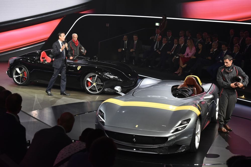 Ferrari Monza SP1 and Ferrari Monza SP2 - PHOTOS - Carlist.my