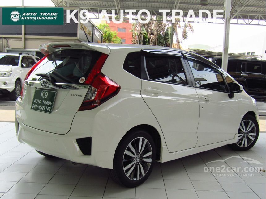 Honda Jazz 2016 SV+ i-VTEC 1.5 in กรุงเทพและปริมณฑล Automatic Hatchback ...