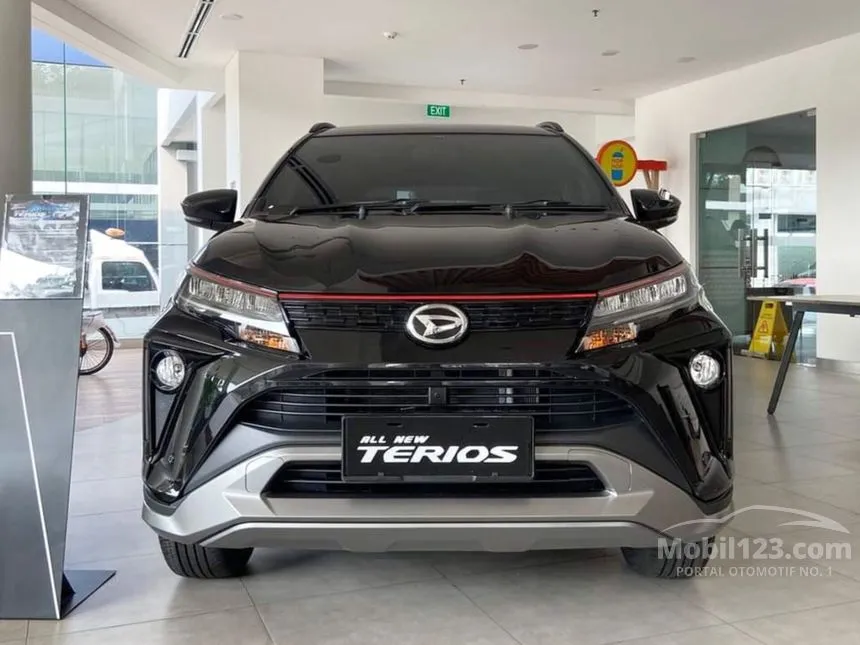 Jual Mobil Daihatsu Terios 2023 R Custom 1.5 di Banten Automatic SUV Hitam Rp 275.000.000 ...