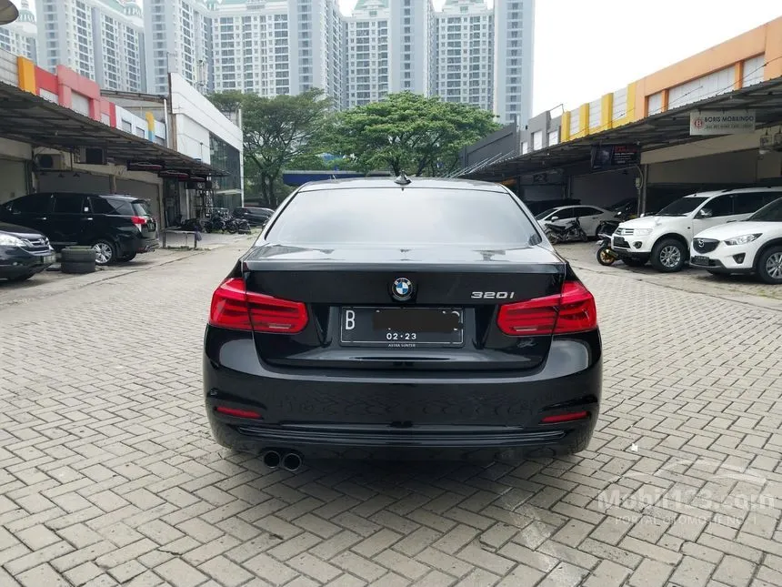 Jual Mobil BMW 320i 2017 Sport 2.0 di DKI Jakarta Automatic Sedan Hitam Rp 530.000.000 - 9997323 ...